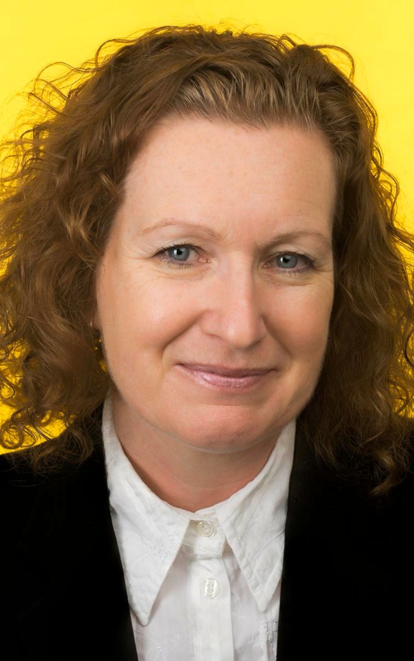 ‘Walking The Dragon’ An Interview With Sue Moorcroft – Pen To Print