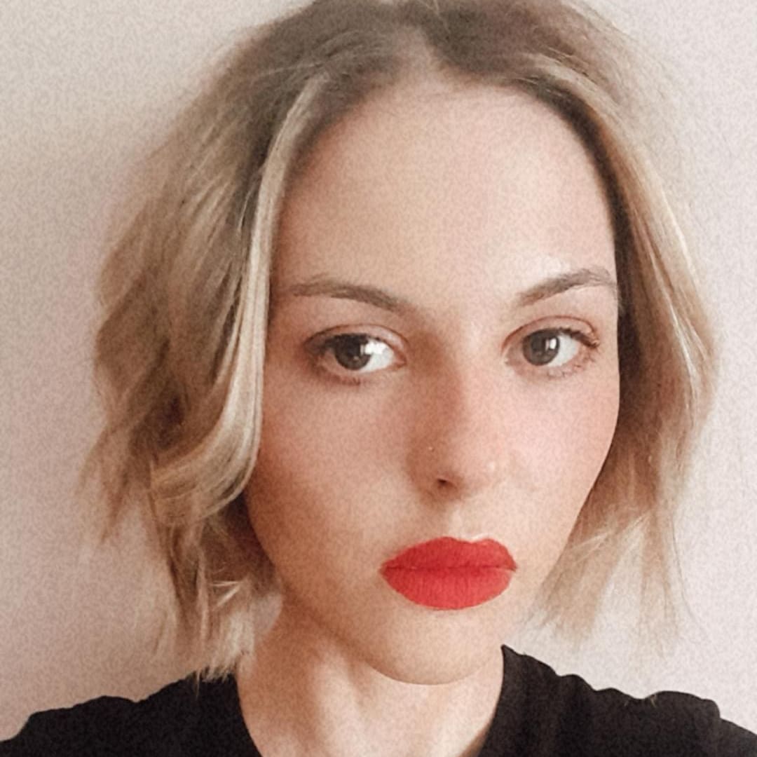 Write On! Interviews: Writer Amber Hall – Pen To Print