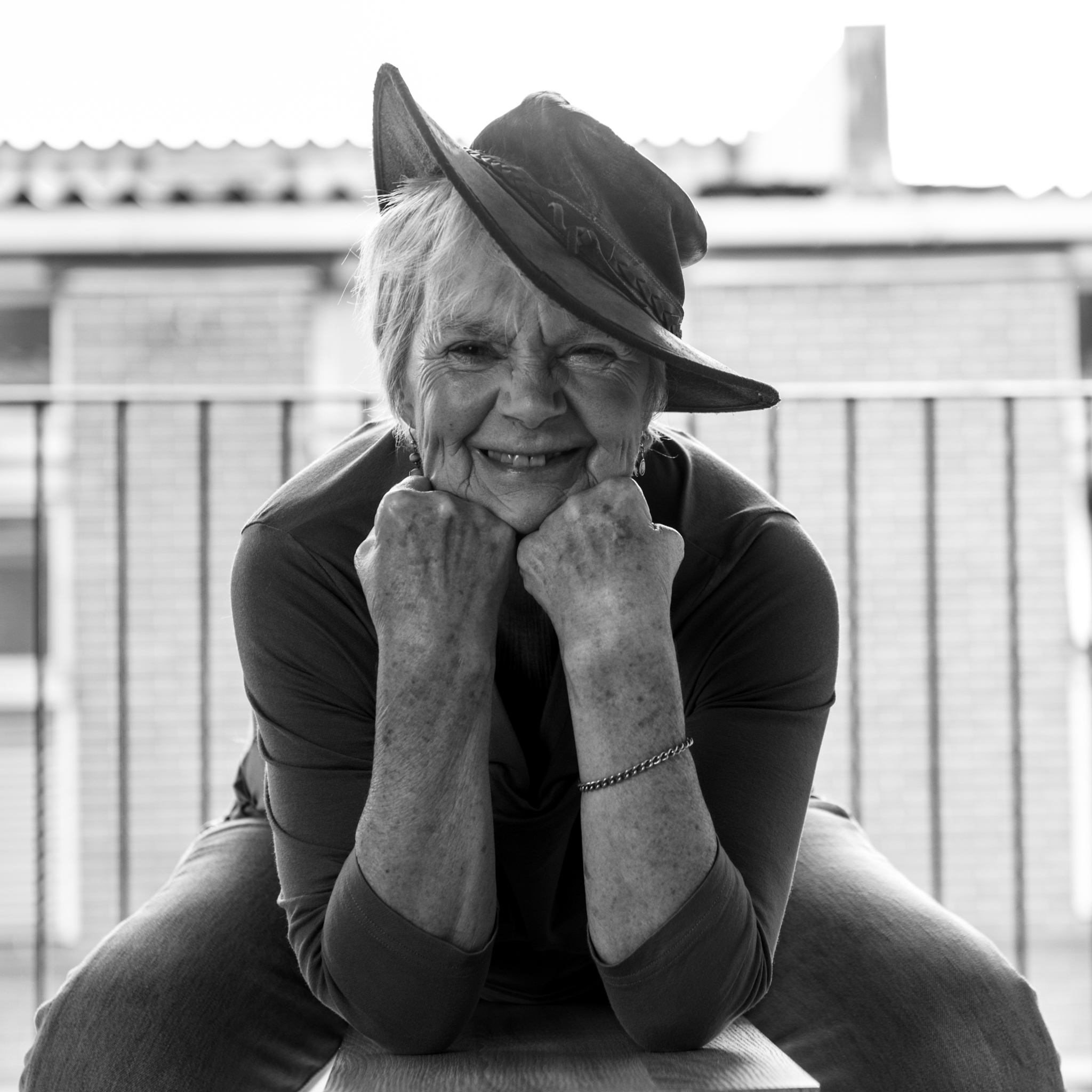 Write On! Interviews: Author Elen Sentier – Pen To Print